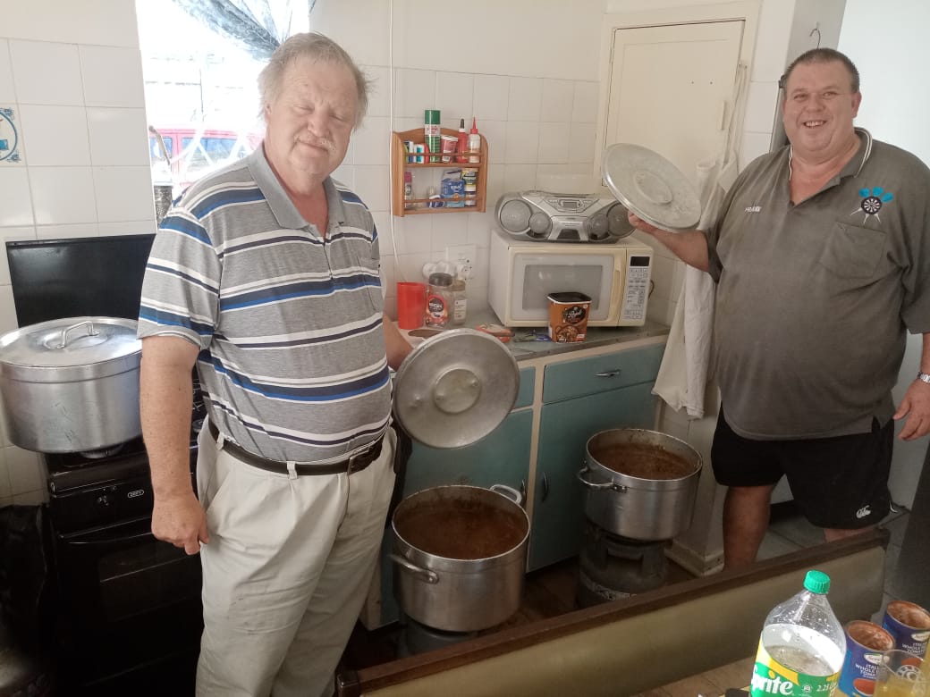 8. Chefs Stoffel Fourie and Frank Bowls - M.O.T.H